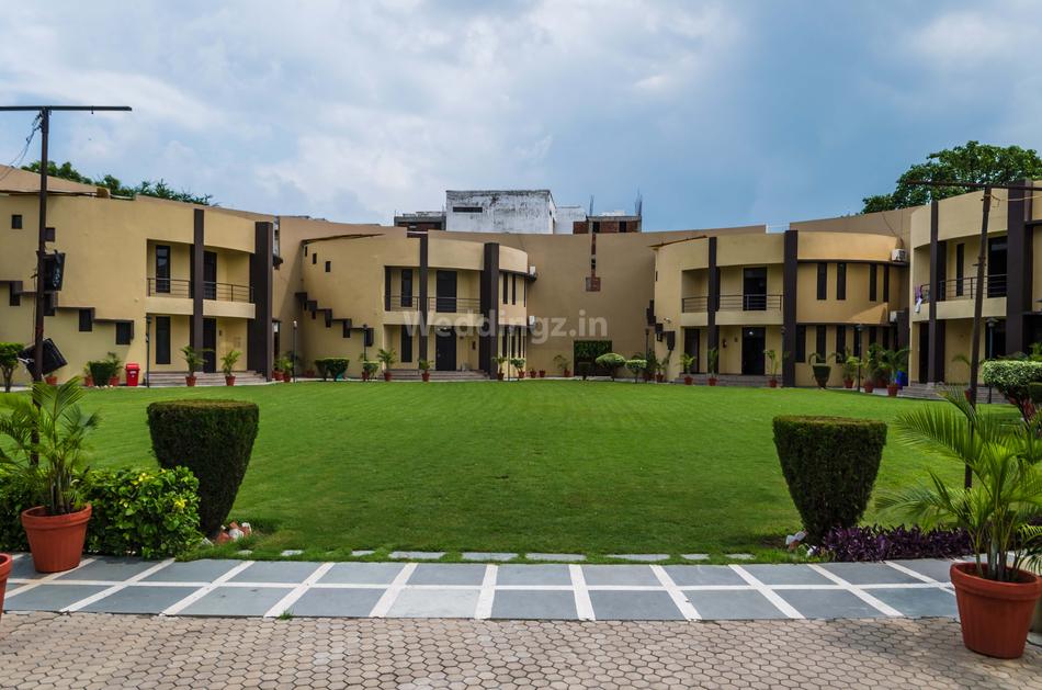 Chinmay Resort Sultanpur Road, Lucknow | Banquet Hall | Wedding Lawn ...