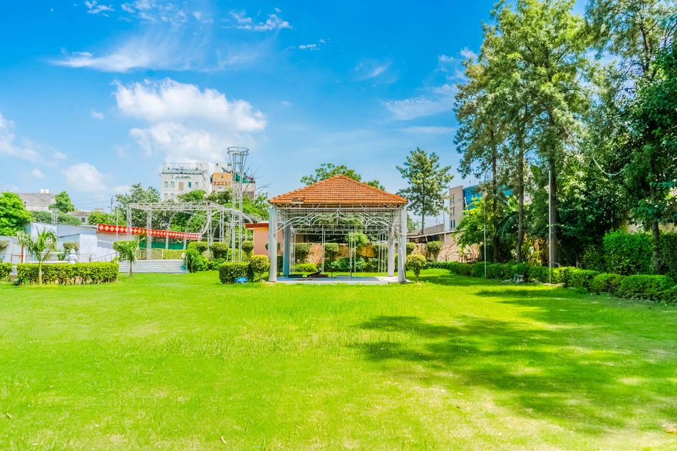 Rajput Vatika Garden Sector 13, Gurugram | Banquet Hall | Wedding Lawn ...