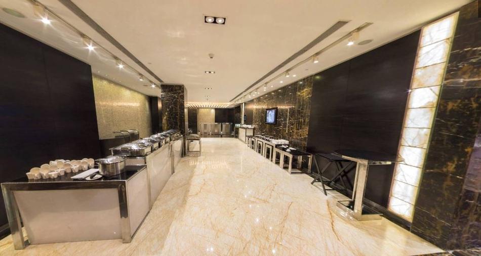 Radisson Blu Plaza Mahipalpur, Delhi | Banquet Hall | Wedding Lawn ...
