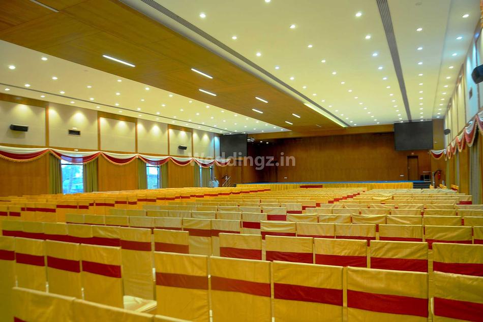 Shri Umadri Mahal Sholinganallur, Chennai | Banquet Hall | Wedding Lawn ...