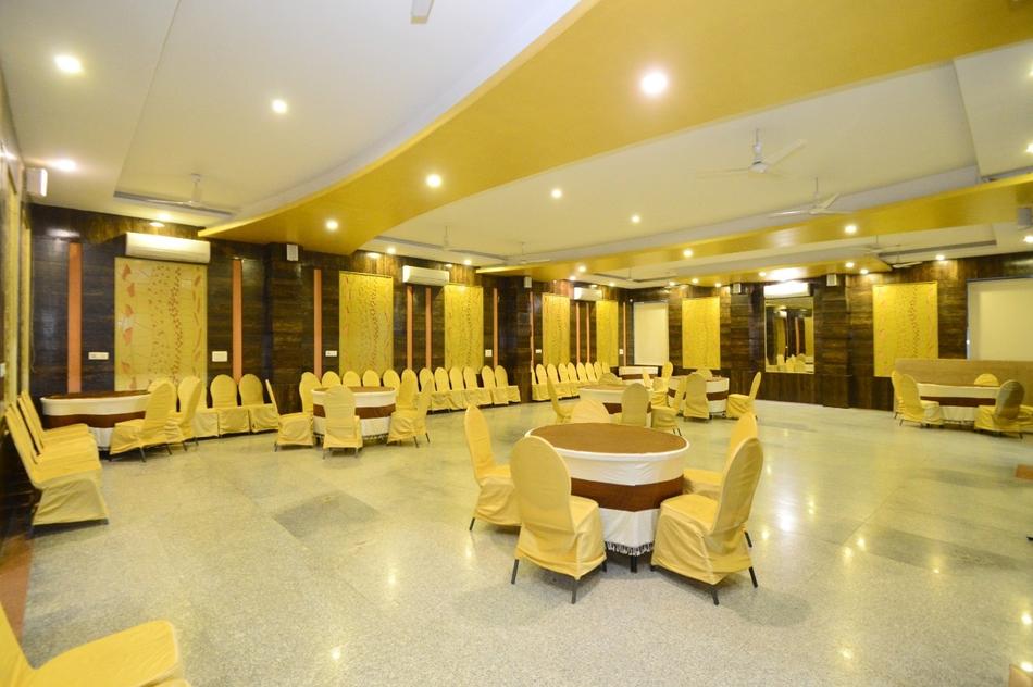 Hotel Neelam Paradise Sirsi Road, Jaipur | Banquet Hall | Wedding Lawn ...