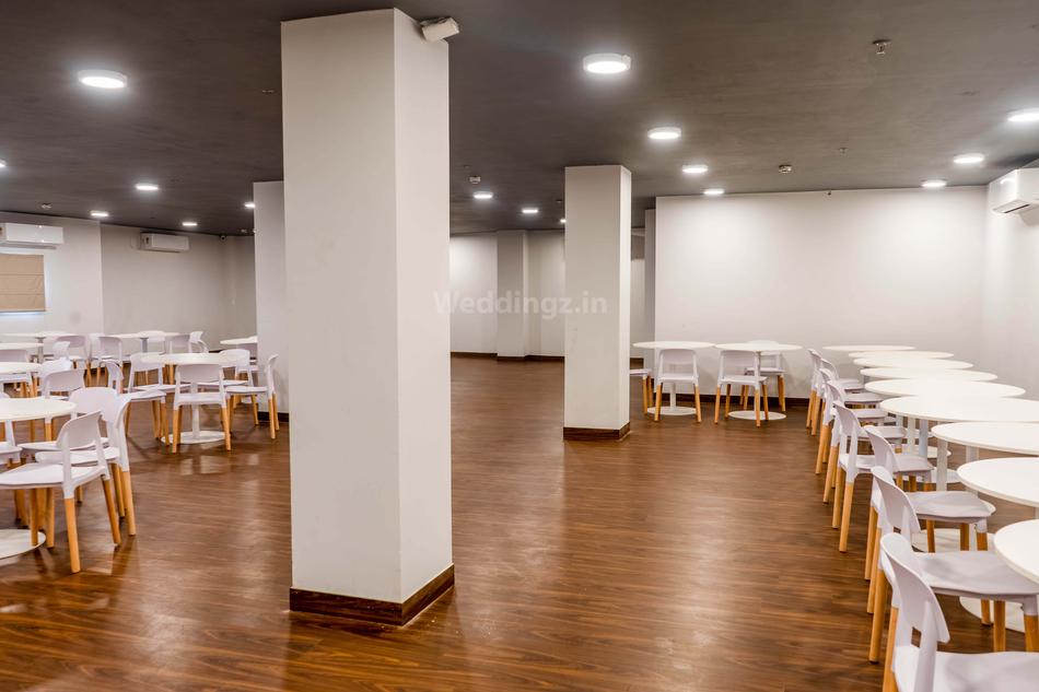 Collection O 43905 SLF Mall Sector 30 DLF Industrial Area, Faridabad ...