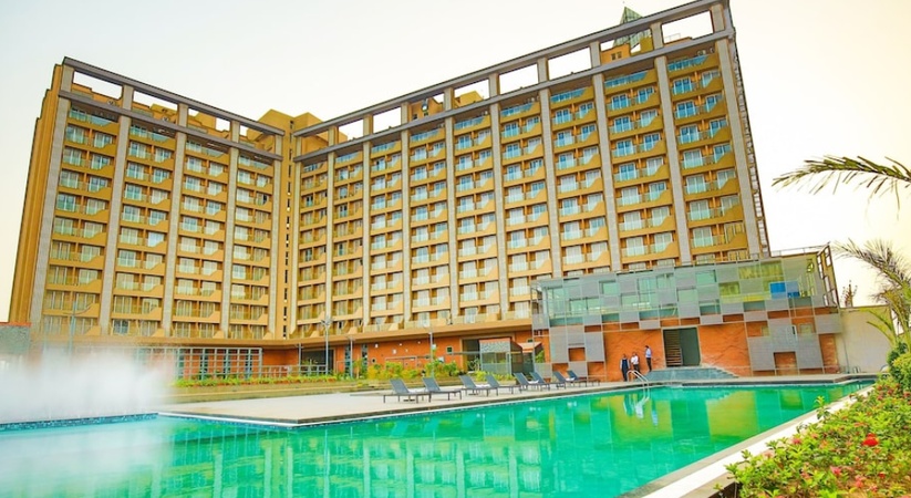 Weekend Address Dumas, Surat | Banquet Hall | Wedding Hotel | WeddingZ.in