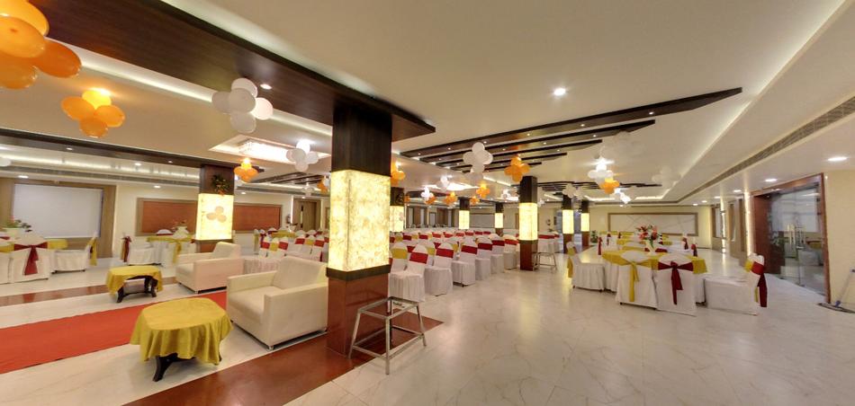 Hotel The Golden Apple Mahanagar, Lucknow | Banquet Hall | Wedding ...