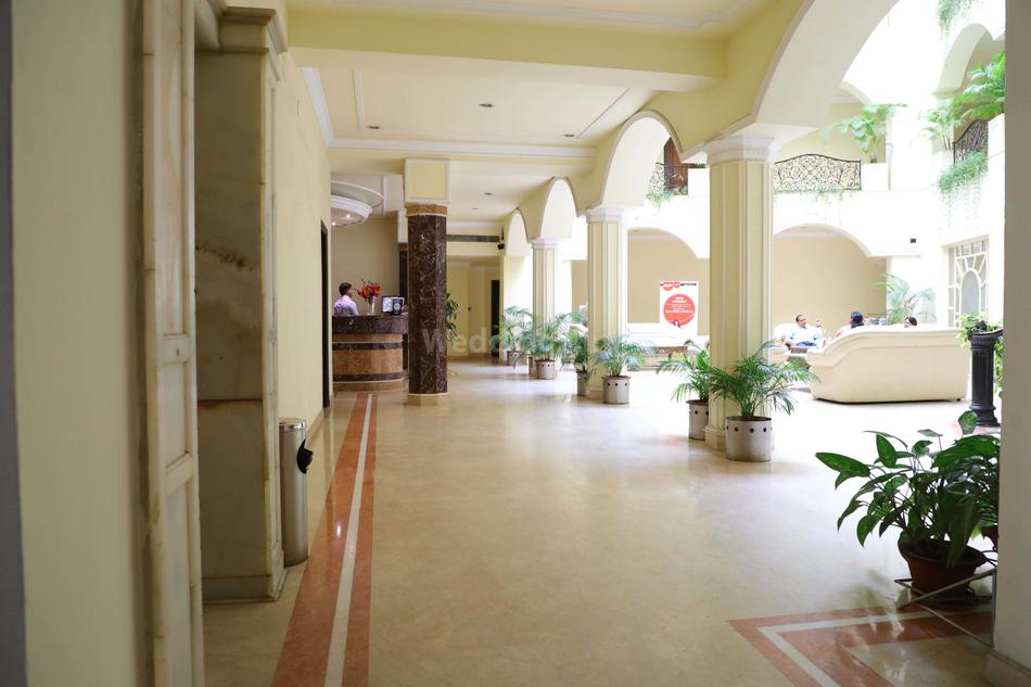 Hotel Arya Nayatoli, Ranchi | Banquet Hall | Wedding Hotel | WeddingZ.in