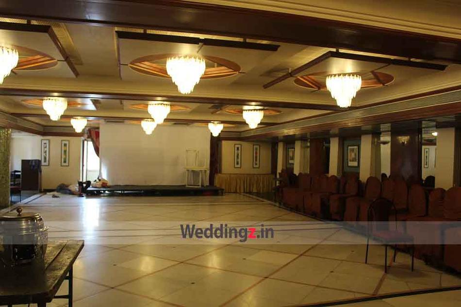 Chakra Banquets Andheri East, Mumbai | Banquet Hall | WeddingZ.in