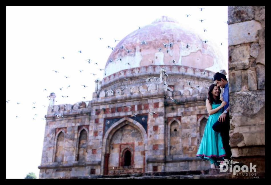 Dipak Studio, Wedding photographer in Lajpat Nagar, Delhi | WeddingZ