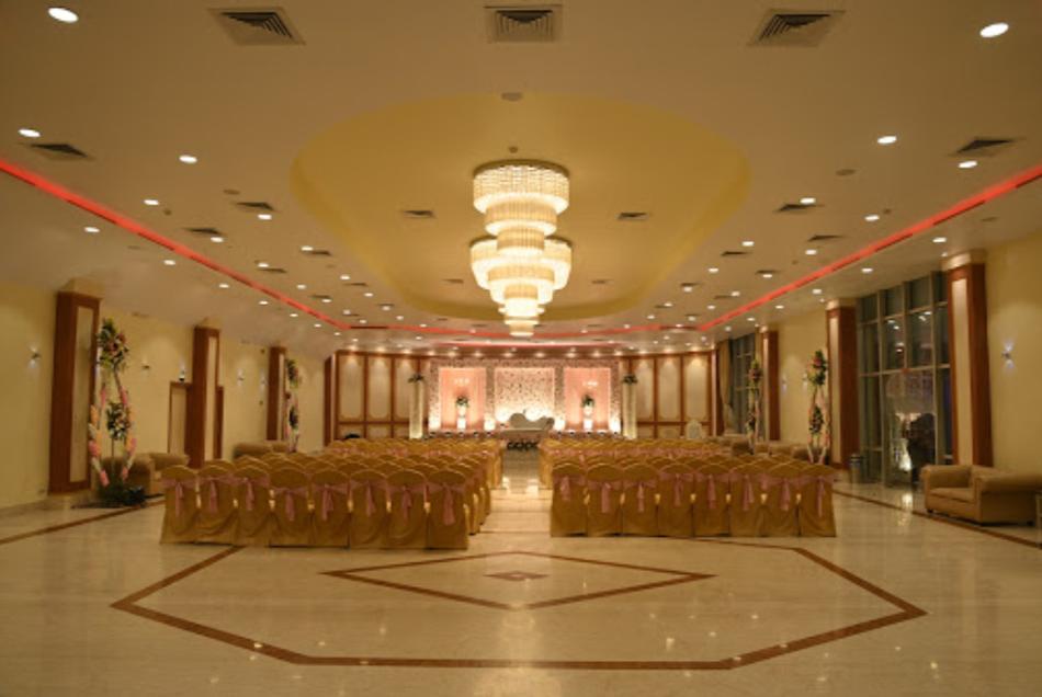 PC Chandra Garden EM Bypass, Kolkata | Banquet Hall | Wedding Lawn ...