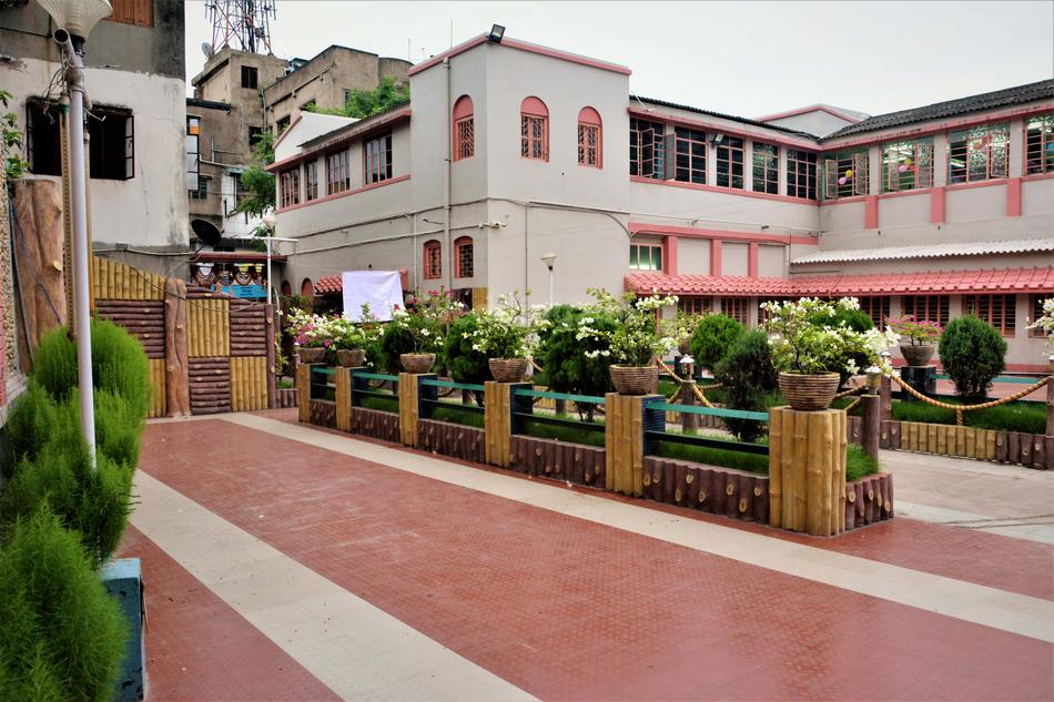 Atithi Banquet Hall Belur, Howrah | Banquet Hall | Wedding Lawn ...