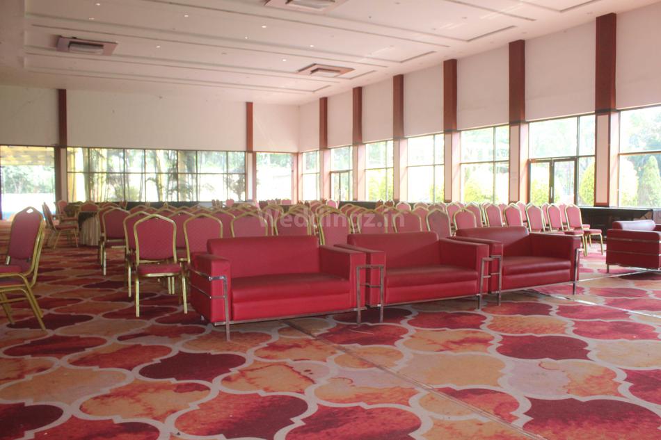 The Grand Neelam Hotel VIP Road, Raipur | Banquet Hall | Wedding Lawn ...