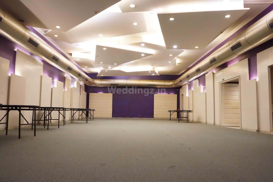 Seasons Hotel Kalavad Road, Rajkot | Banquet Hall | Wedding Lawn ...