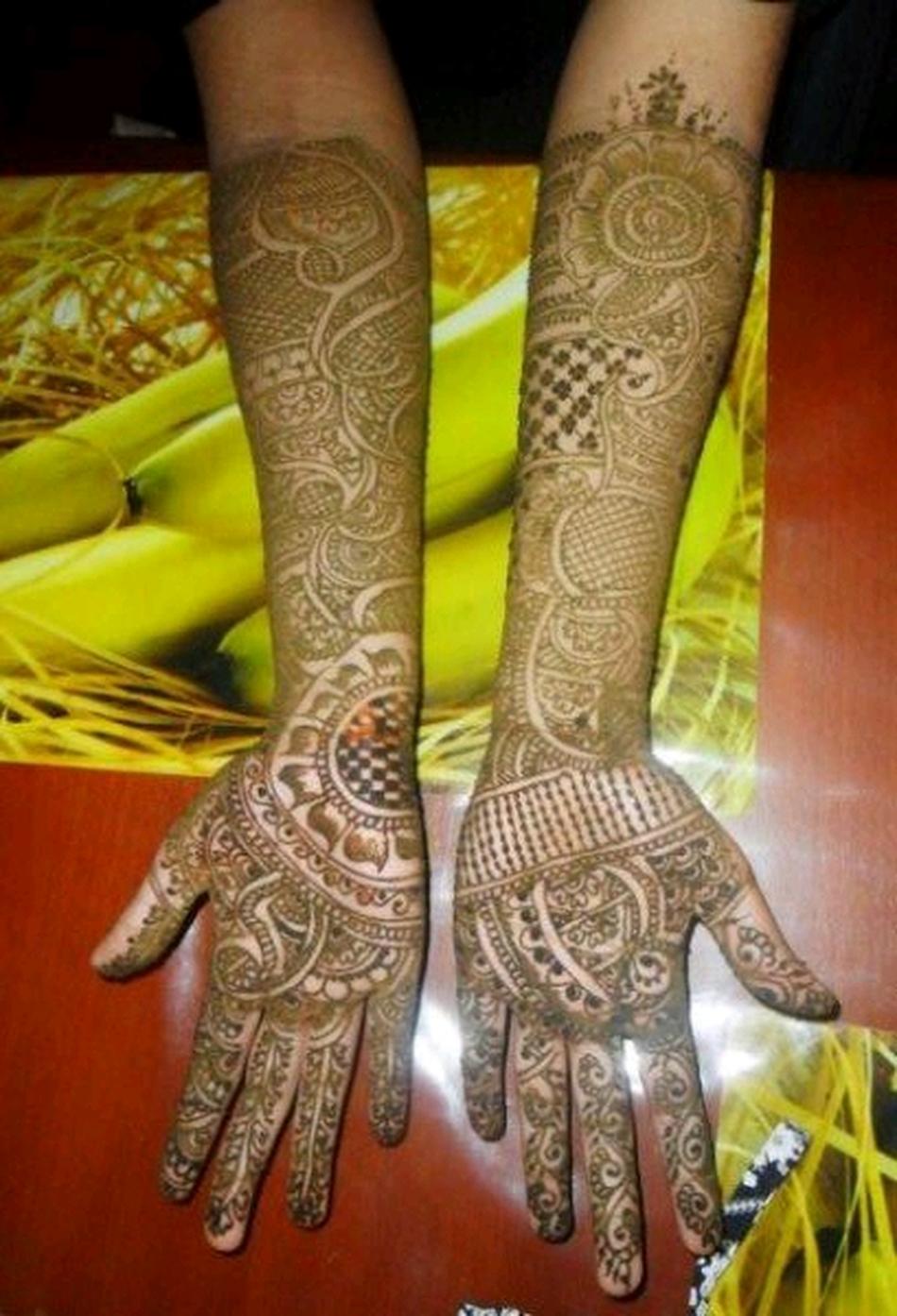 Neeraj Mehndi Artist, Bridal Mehndi Artist in Bangalore | WeddingZ