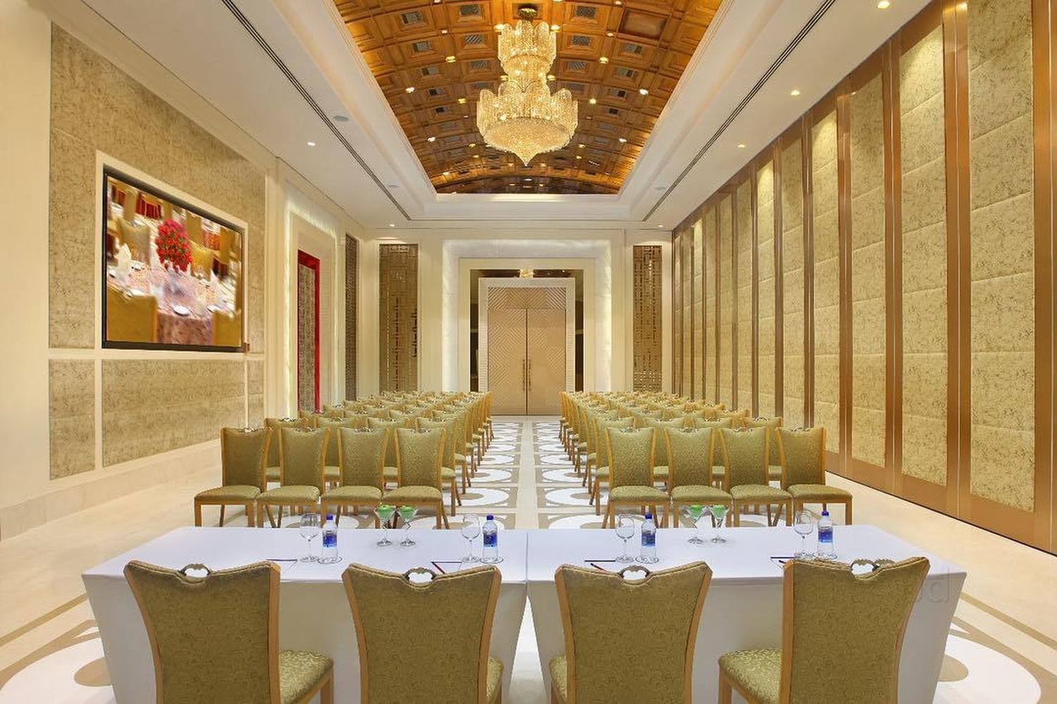 Seven Seas Hotel Rohini, Delhi | Banquet Hall | Wedding Lawn | WeddingZ.in