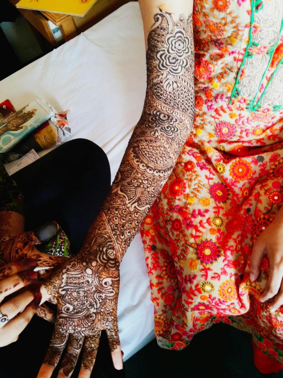 Weddingz Mehendi Artist, Bridal Mehndi Artist in Mumbai | WeddingZ