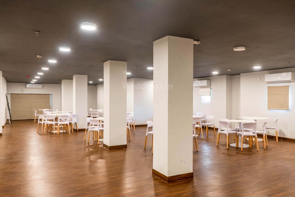 Collection O 43905 SLF Mall Sector 30 DLF Industrial Area, Faridabad ...