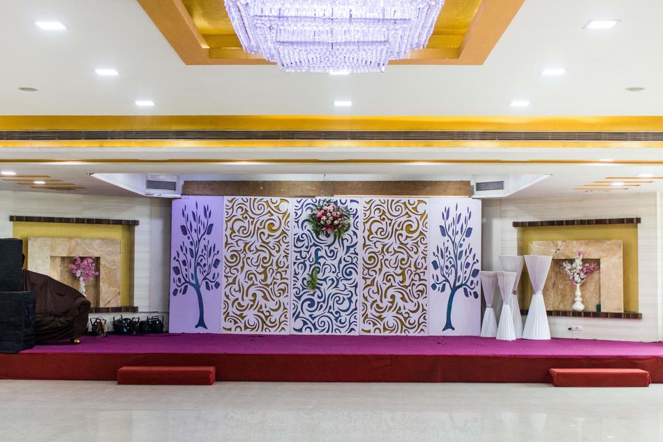 Golden Banquet Thane West, Mumbai | Banquet Hall | WeddingZ.in