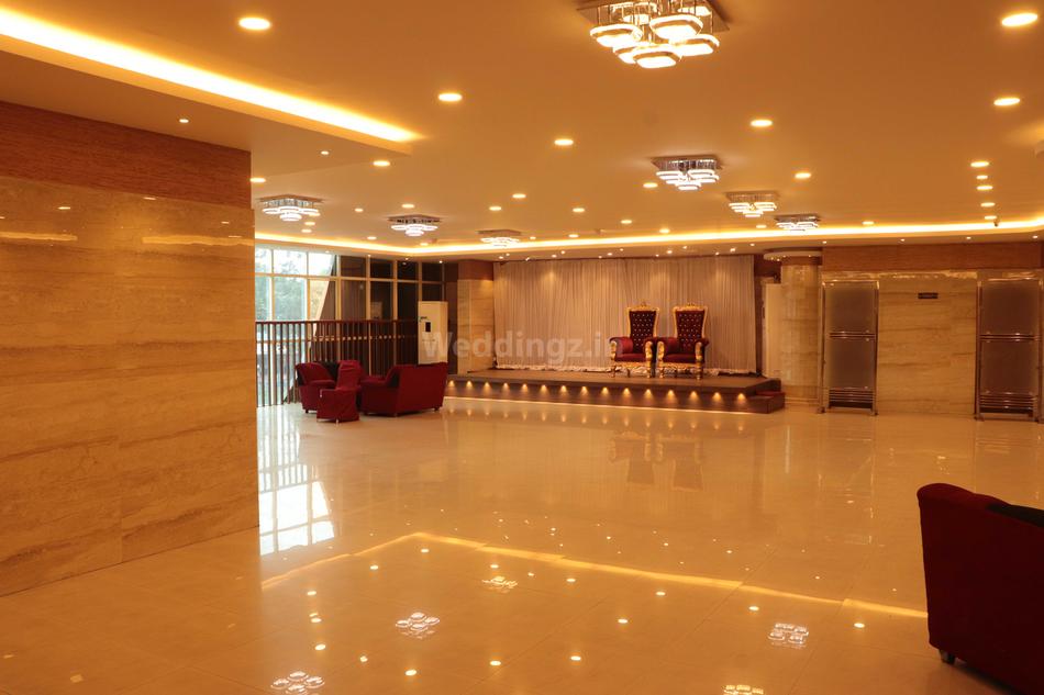 Fortune Mahal Palace Grounds, Bangalore | Banquet Hall | WeddingZ.in