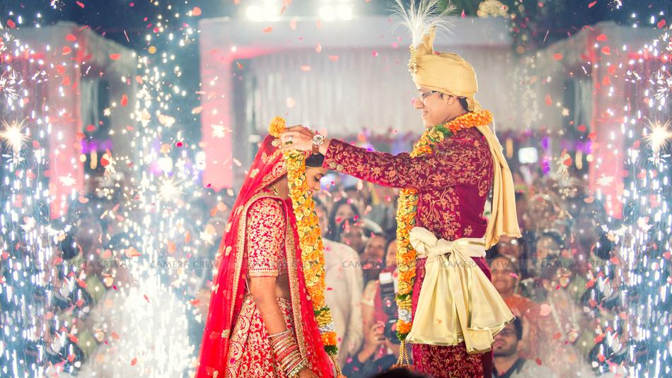 Camera Crew, Wedding photographer in Mumbai | WeddingZ