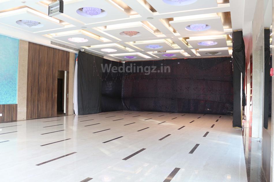 The Royal Club Vasai, Mumbai | Banquet Hall | Wedding Lawn | WeddingZ.in