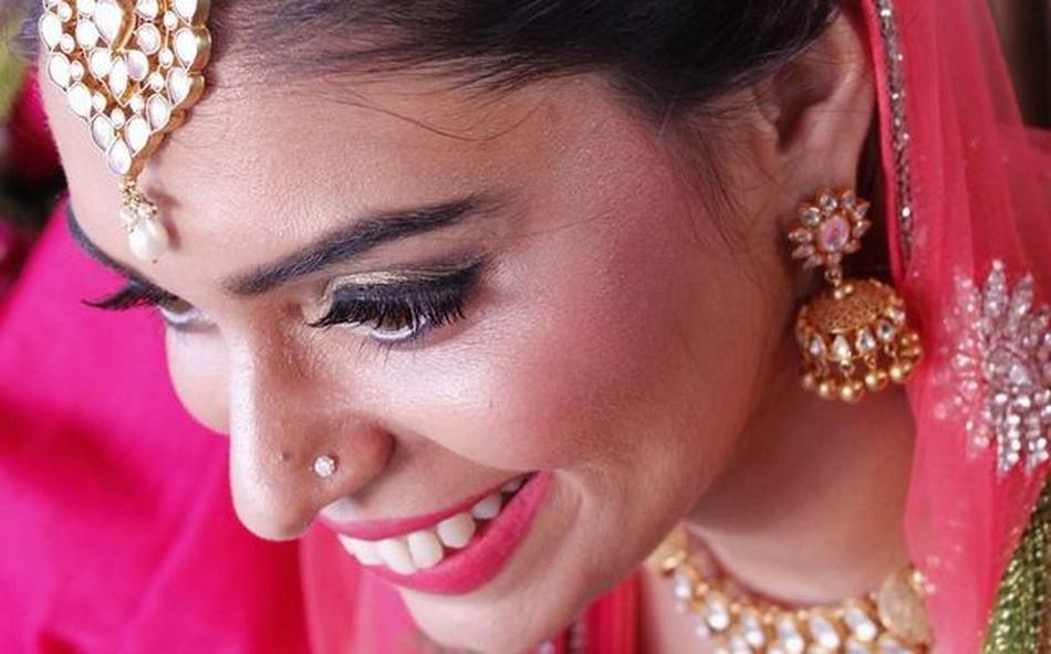 SHEEN - Makeup by Sheeny Kaul, Bridal Makeup Artist in Delhi | WeddingZ
