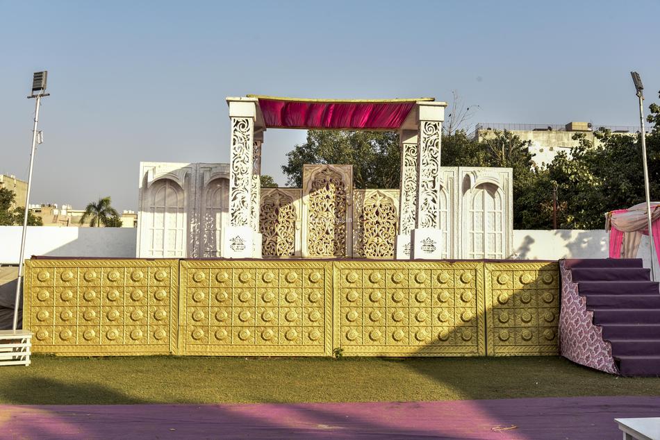 Raj Mahal Garden Ashok Vihar Phase 3, Gurugram | Wedding Lawn | WeddingZ.in