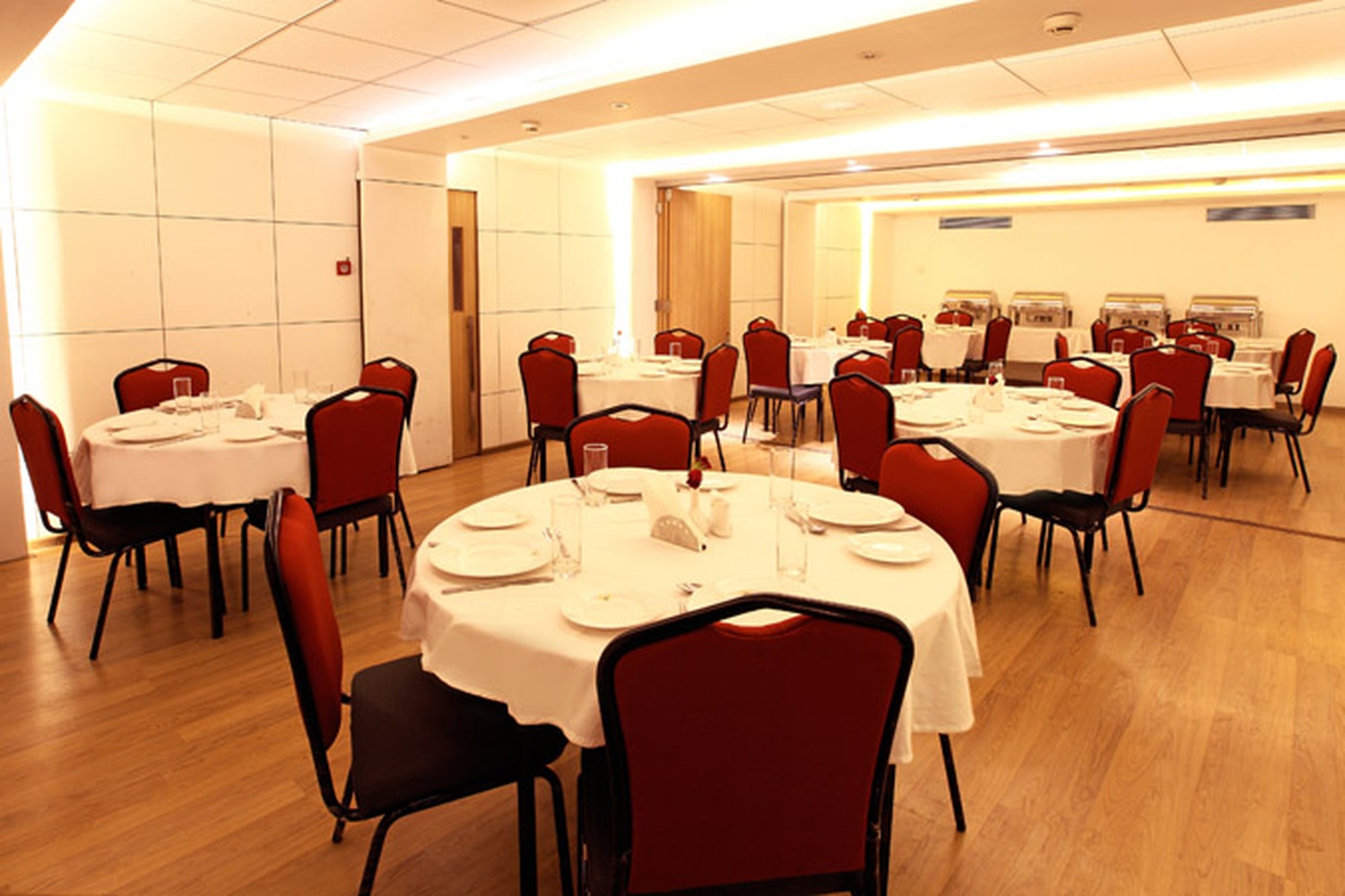 Mumbai Metro - The Executive Hotel Andheri East, Mumbai | Banquet Hall ...