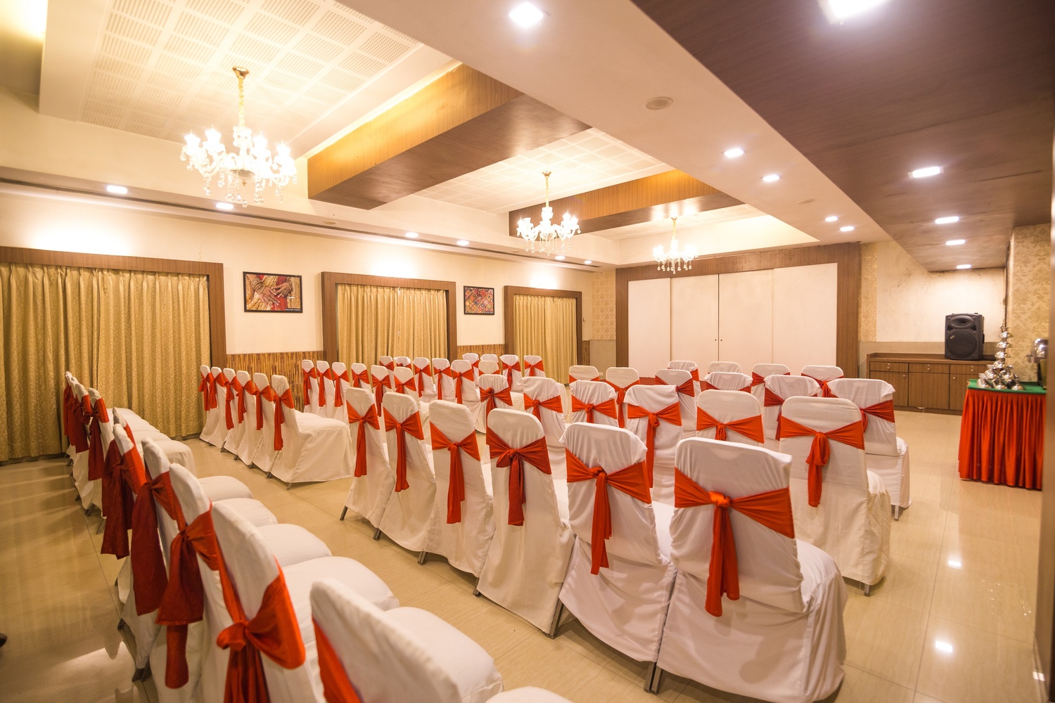 Hotel Monarch Guestline Rabale, Mumbai | Banquet Hall | Wedding Hotel ...