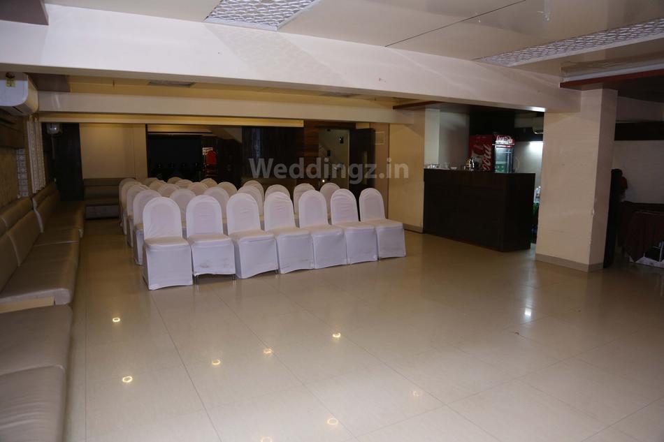 Stars Parade Chembur, Mumbai | Banquet Hall | WeddingZ.in