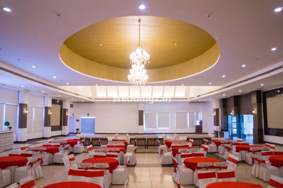 Velvet Clarks Exotica Zirakpur, Chandigarh | Banquet Hall | Wedding ...
