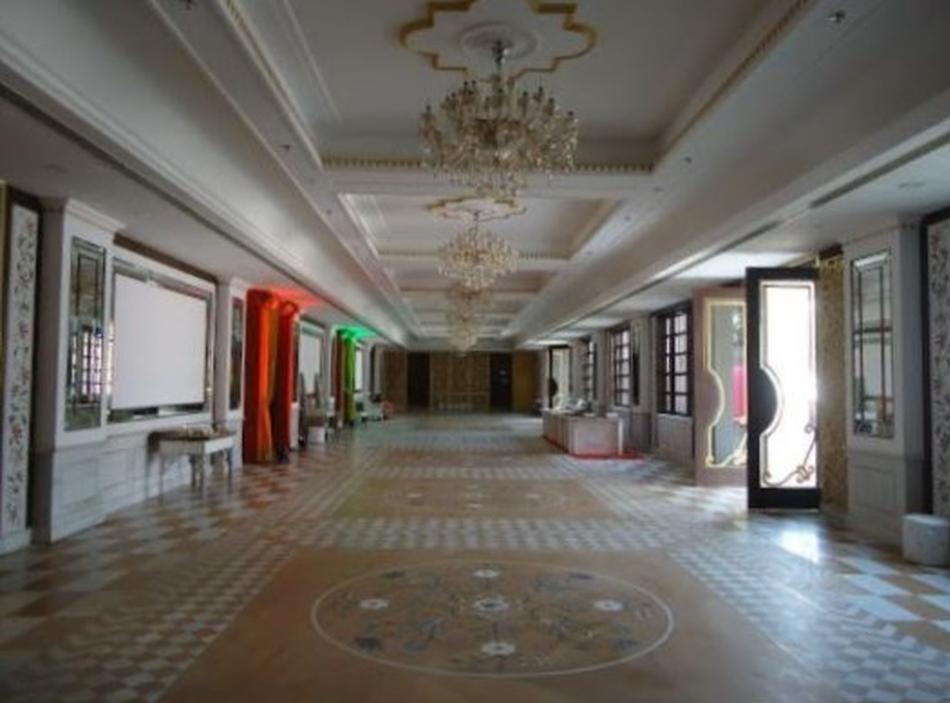 The Empress Palace Wardha road, Nagpur | Banquet Hall | Wedding Lawn ...