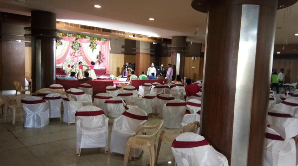 Prabodhankar Thackeray Natya Mandir Borivali West, Mumbai | Banquet ...