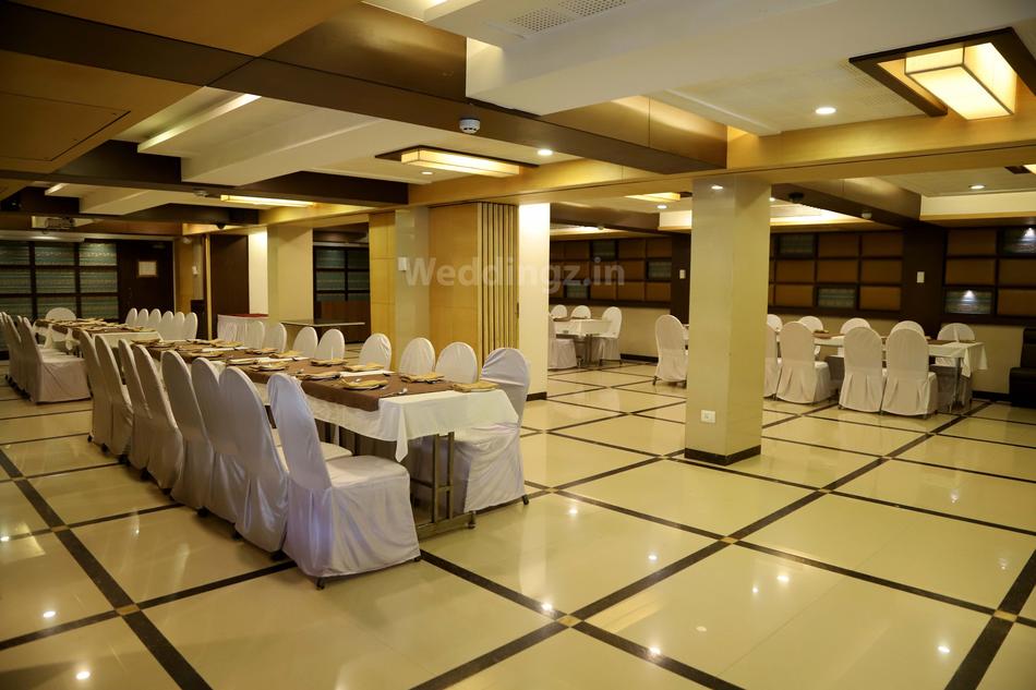 Hotel Nakshatra Regency Kalyan, Mumbai | Banquet Hall | Wedding Lawn ...