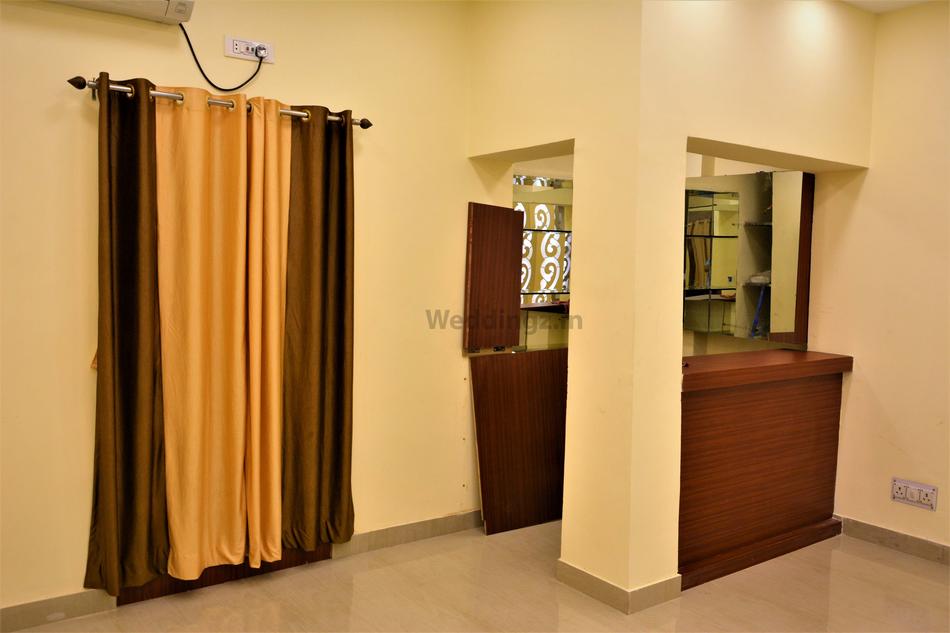 Parampara Ceremonial Hall Gariahat, Kolkata | Banquet Hall | WeddingZ.in