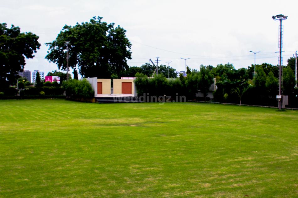 Sardar Party Plot Nava Naroda, Ahmedabad | Wedding Lawn | WeddingZ.in
