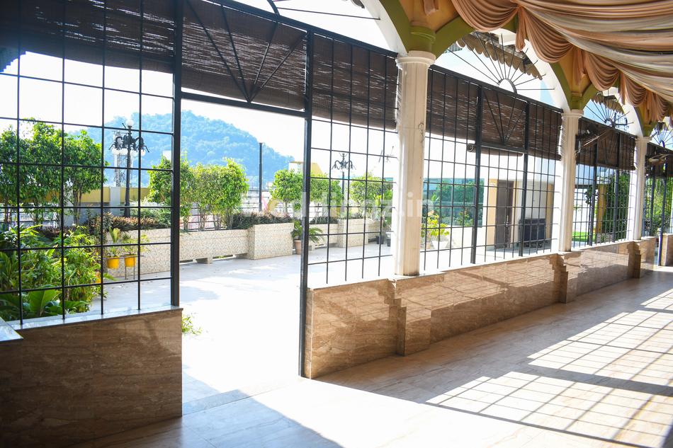 Hotel Parnil Palace Zoo Road, Guwahati | Banquet Hall | Wedding Hotel ...