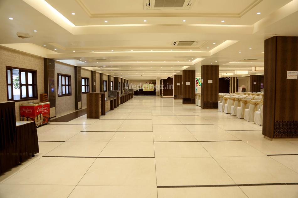 Radhe Krishna The Grand Banquet Hall Ulhasnagar, Mumbai | Banquet Hall ...