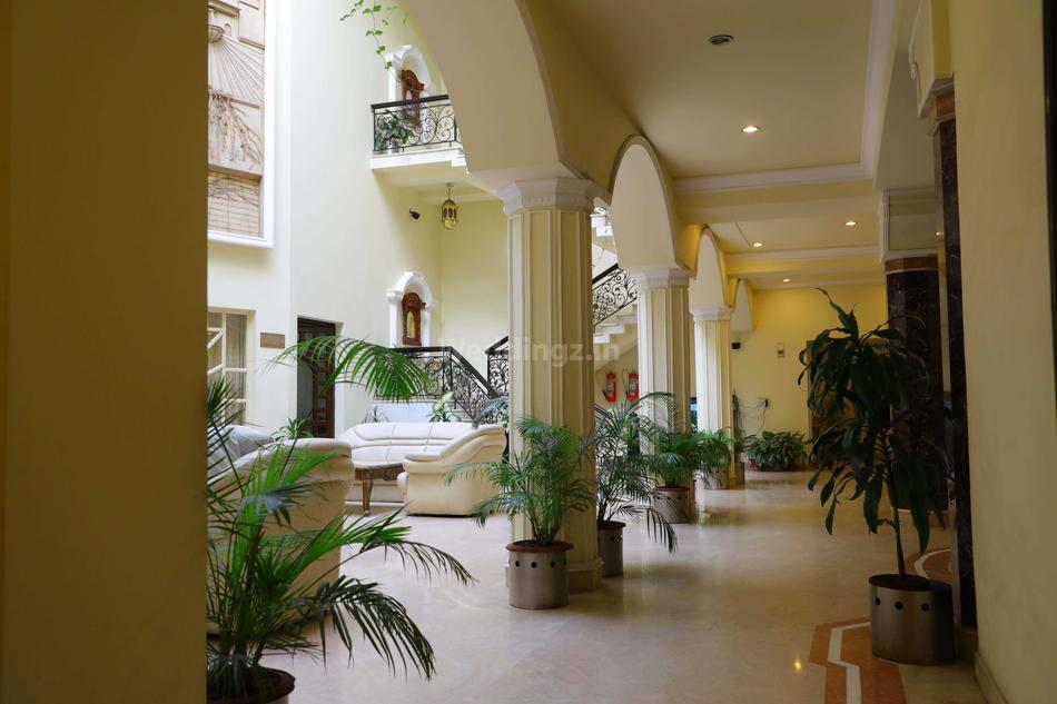 Hotel Arya Nayatoli, Ranchi | Banquet Hall | Wedding Hotel | WeddingZ.in