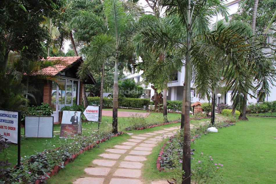 Resort Lagoa Azul Arpora, Goa | Wedding Lawn | Wedding Hotel | WeddingZ.in