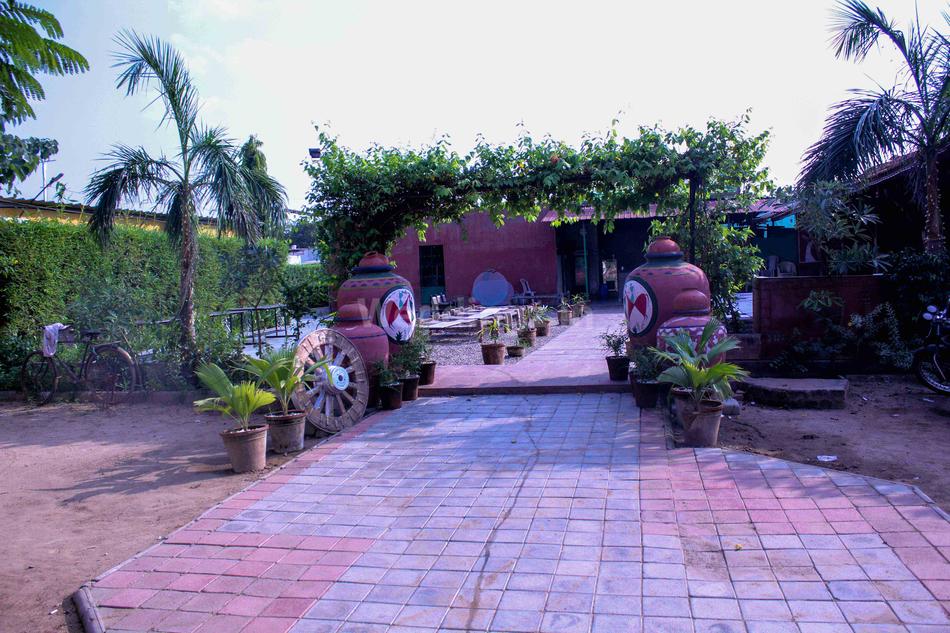 Patel Vaadi Garden Restaurant Ambli, Ahmedabad | Wedding Lawn | WeddingZ.in