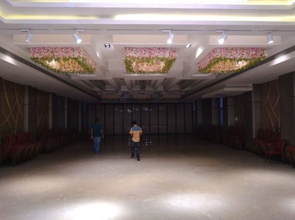 En Seshal Mahal Royapettah, Chennai | Banquet Hall | Banquet Terrace ...