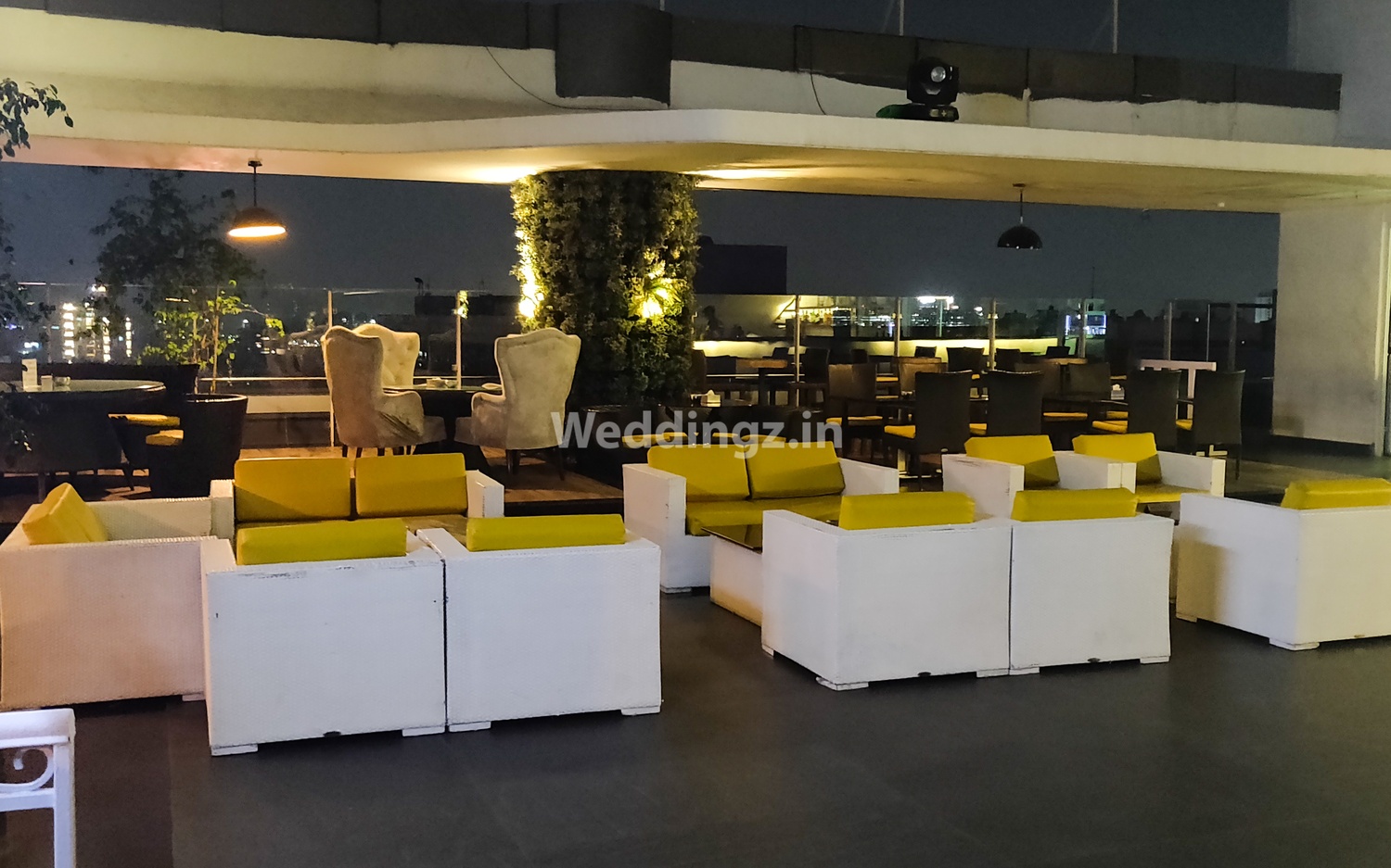 Penthouze Nightlife Koregaon Park, Pune | Banquet Terrace | WeddingZ.in