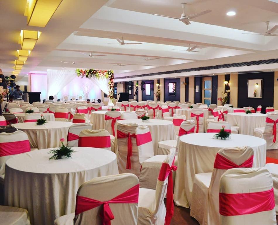 GCC Hotel and Club Mira Road, Mumbai | Banquet Hall | Wedding Lawn ...