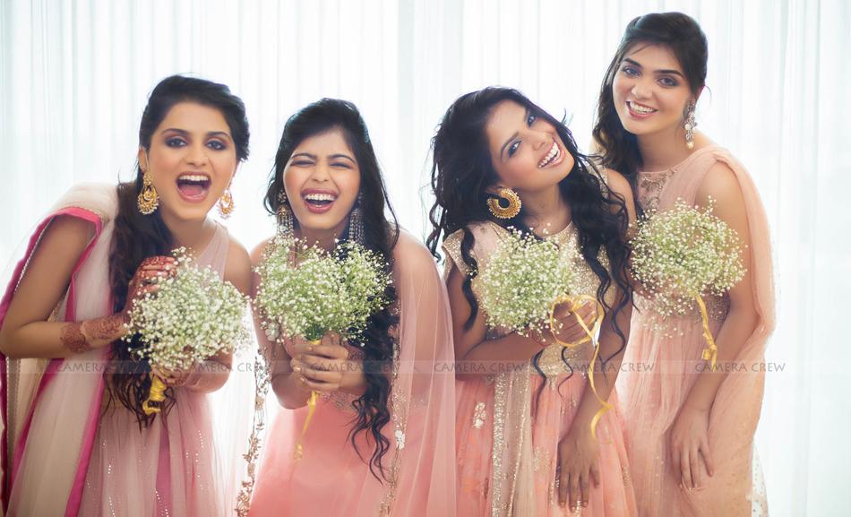 Camera Crew, Wedding photographer in Mumbai | WeddingZ