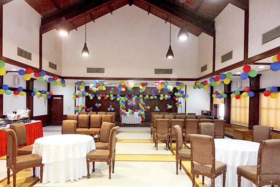 Rajpath Club S G Highway, Ahmedabad | Banquet Hall | Wedding Lawn ...