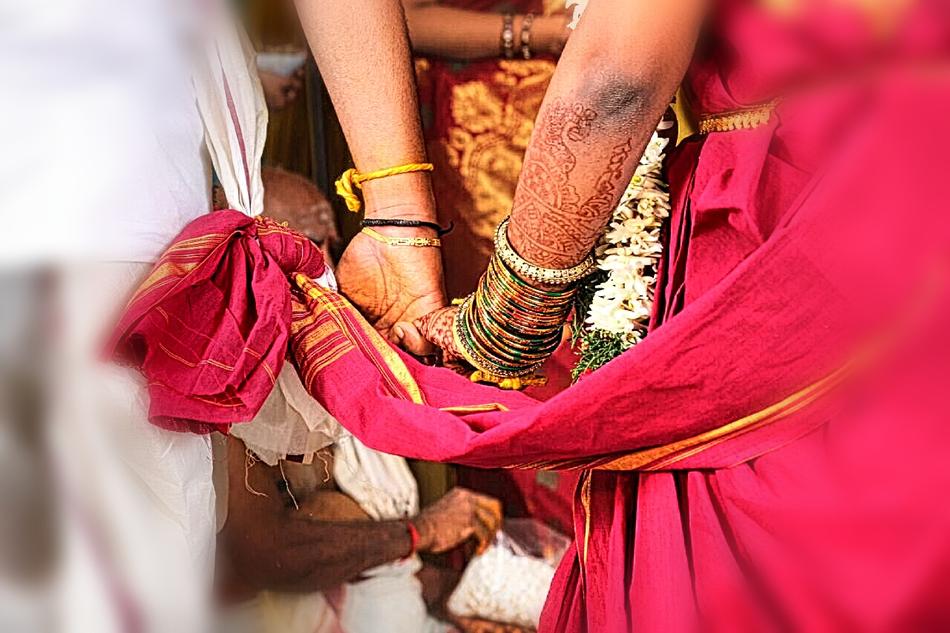 Sri Balaji Studio, Wedding photographer in Chennai | WeddingZ
