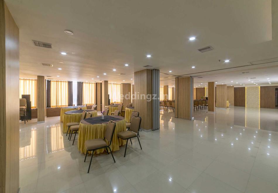 Laimar Suites Edappally, Kochi | Banquet Hall | Wedding Hotel | WeddingZ.in