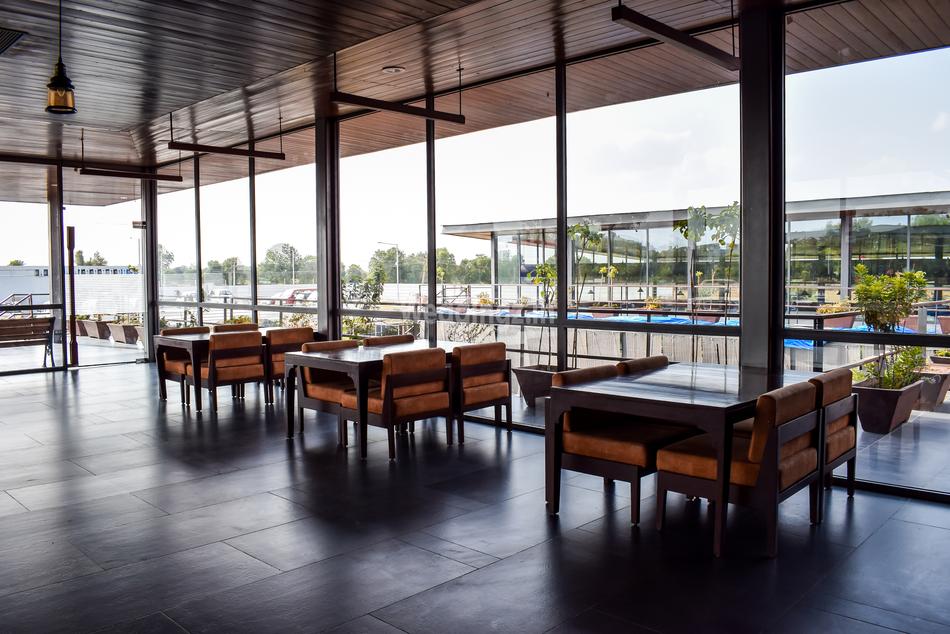 Maple 99 Restaurant And Banquet Chandkheda, Ahmedabad | Banquet Hall ...