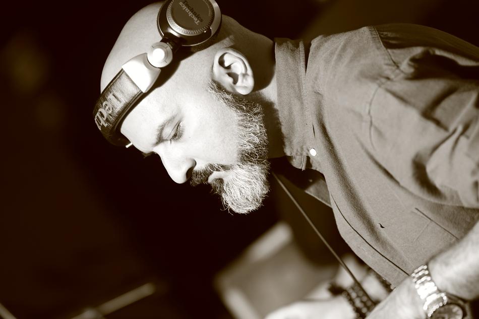 DJ Sidharth Talwar, DJ in G.K - 2, Delhi | WeddingZ
