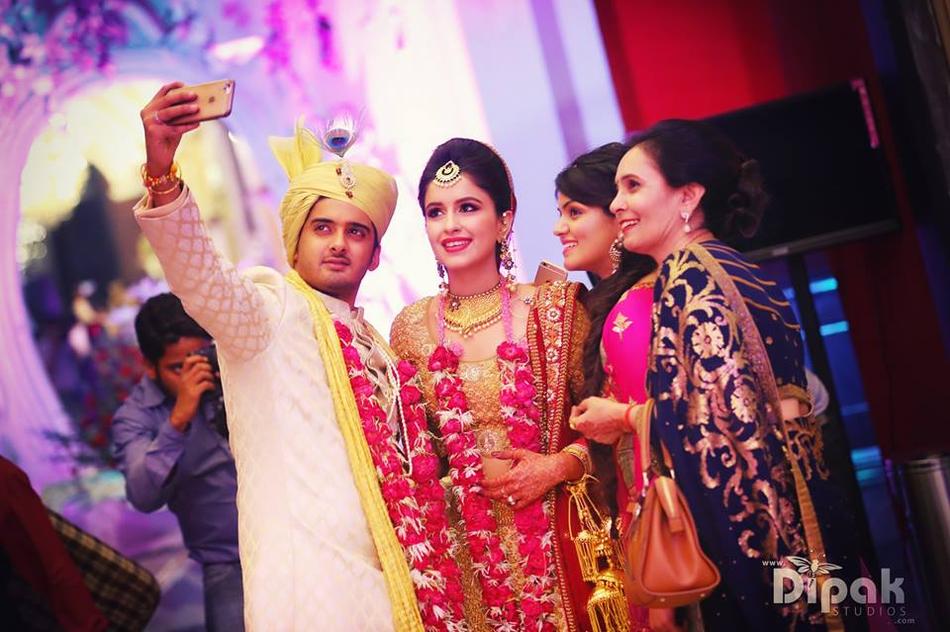 Dipak Studio, Wedding photographer in Lajpat Nagar, Delhi | WeddingZ