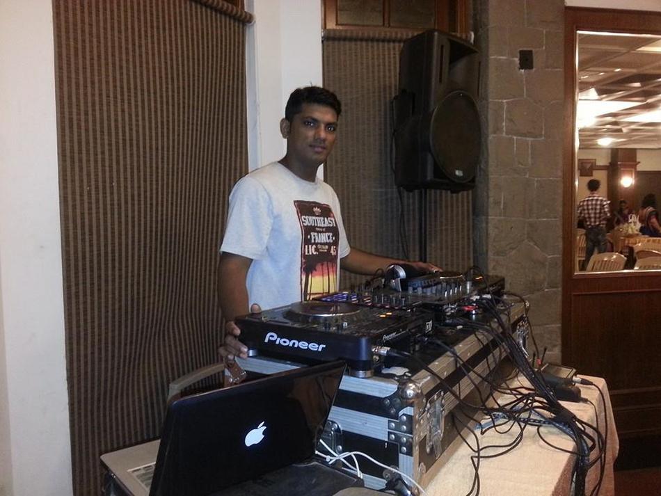 DJ Mervin , DJ in Mumbai | WeddingZ